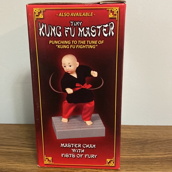 TDC games | Other | Tiny Kung Fu Master New Master Lee With Kicks Of ...
